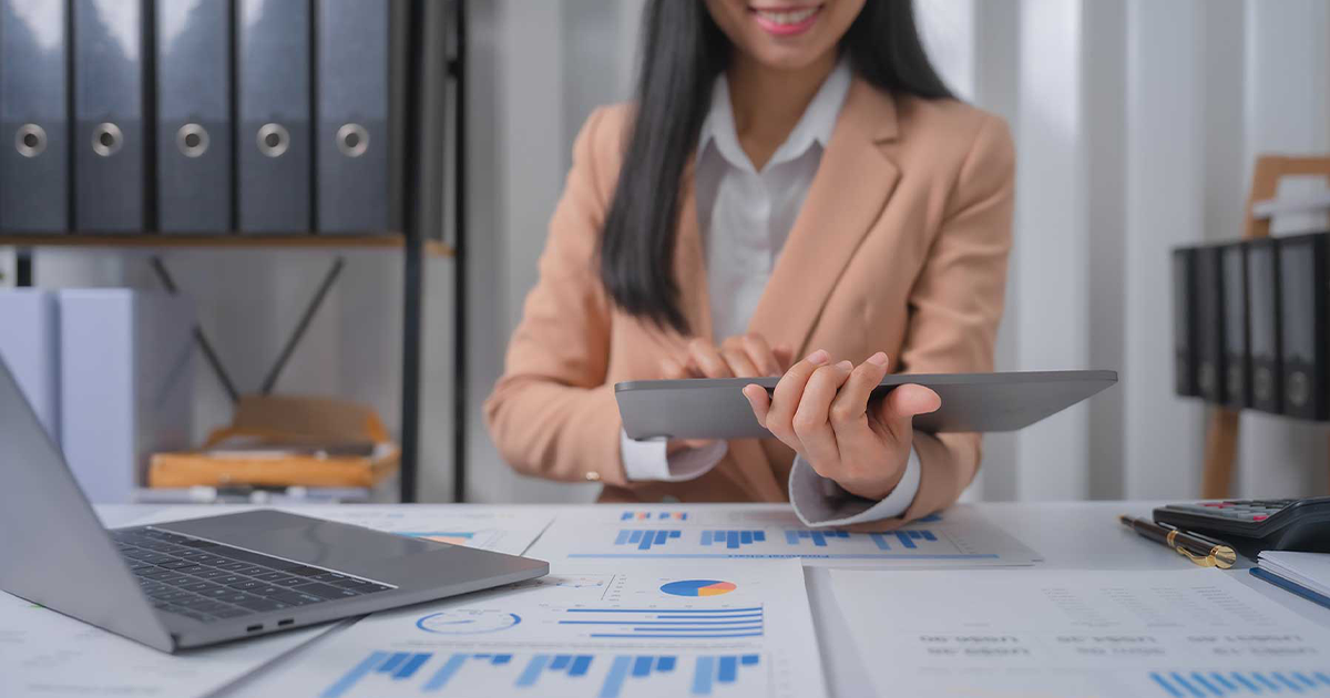 How to Implement Master Data Management: Steps and Challenges